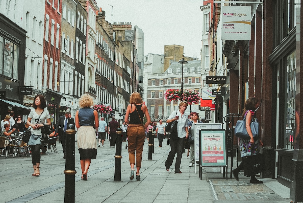 South Molton Street: from its fascinating history to cosy cafes