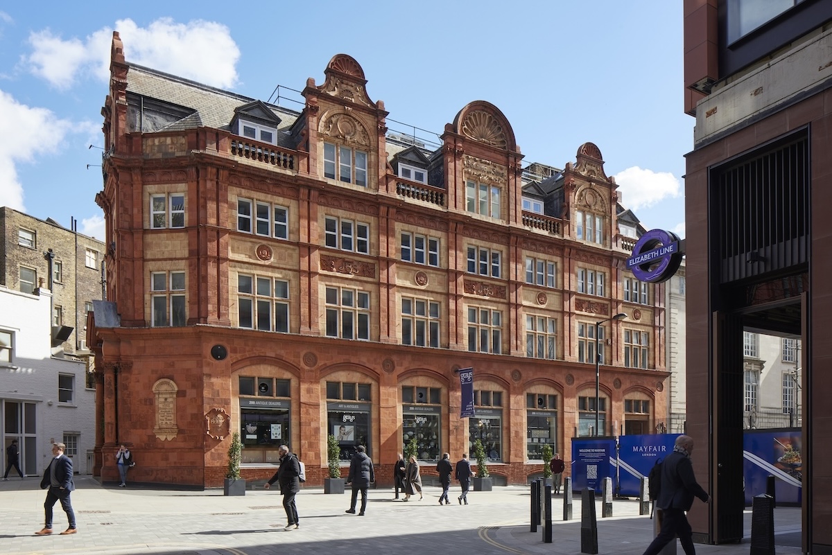 South Molton Street: from its fascinating history to cosy cafes